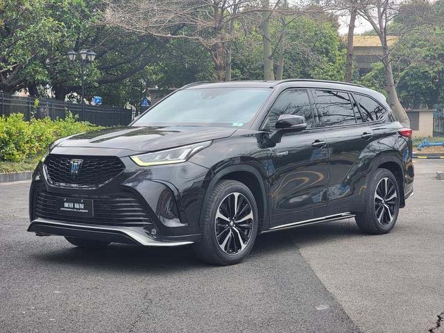 2022 2023 Toyota Crown Kluger 2.0T 2.5L CVT Black Used Car