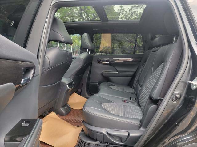 2022 2023 Toyota Crown Kluger 2.0T 2.5L CVT Black Used Car